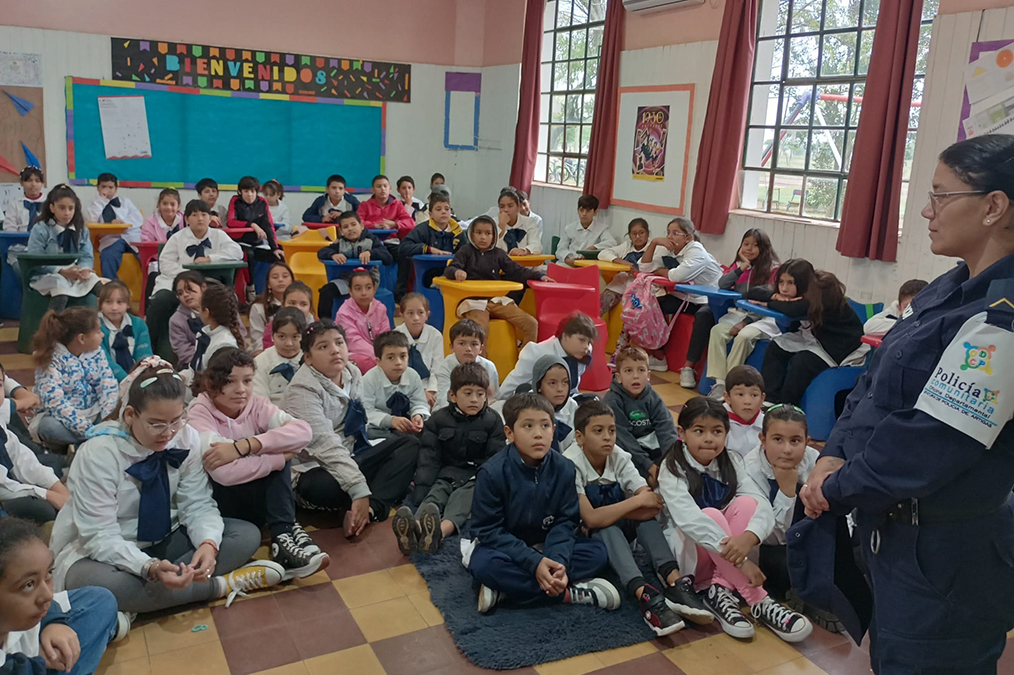 Hablemos de Bullying - Acercamiento comunitario. | MI Hablemos de Bullying - Acercamiento comunitario. | MI